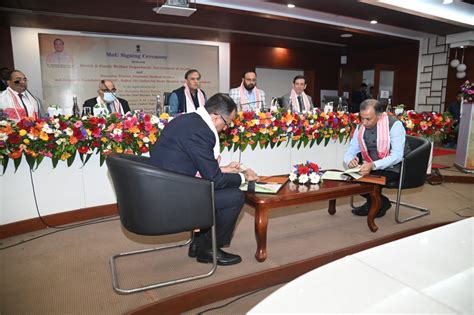 Assam Govt Signs Mou With Rajkot Healthcare Foundation For Free Heart