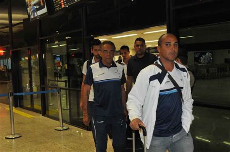 Imagens Do Desembarque Do Cruzeiro Em Confins Superesportes