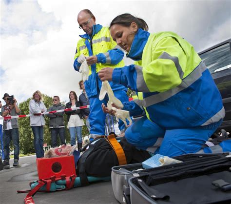 Difference Between Intubation And Trach At Mark Fletcher Blog