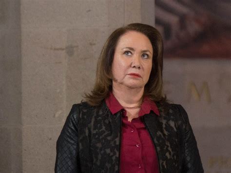 Tesis Yasmín Esquivel Tribunal desecha amparo UNAM puede seguir