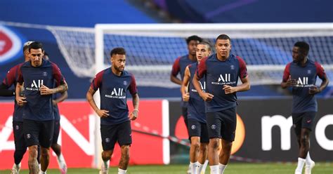 Difundieron Los Salarios De Los Futbolistas Del Psg Cuánto Ganan