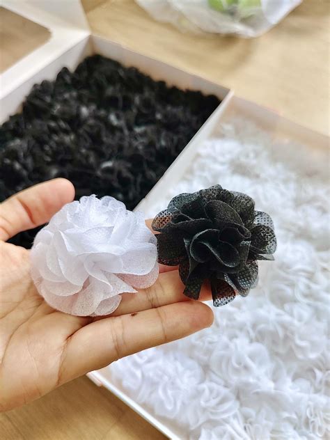 ดินสอพองห่อกระดาษ สำหรับงานพิธีปลงศพ เปโตร หีบศพคริสต์