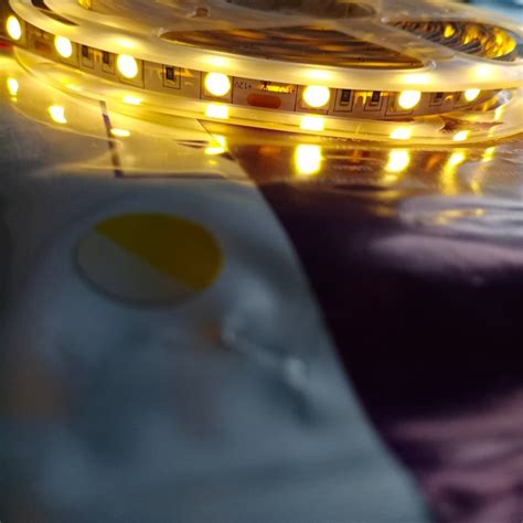 Jual Led Strip Dc 12v 5m Ecova Warna Warm White 60led Ip65 18w Meter Shopee Indonesia