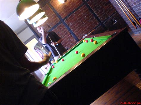 Pub Pool Table Pool Table 32 Round Dining Table Bloghr