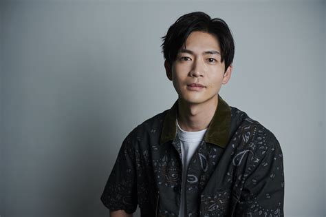 松下洸平、『闇に咲く花』で井上ひさし戯曲に初挑戦「なんて優しい青年なんだと、自分が演じることも忘れて泣いてしまった」 Spice