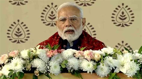 Dehradun महाराणा प्रताप स्पोर्ट्स कॉलेज पहुंचे पीएम मोदी राज्यपाल और