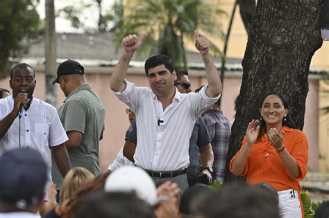 ¿quiénes Son Los Candidatos Favoritos Para Las Presidenciales Ecuatorianas