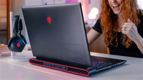 Save 700 Off The Powerful Alienware M18 18 GeForce RTX 4070 Gaming Laptop