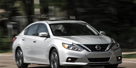 2016 Nissan Altima 2 5 Automatic Test Review Car And Driver