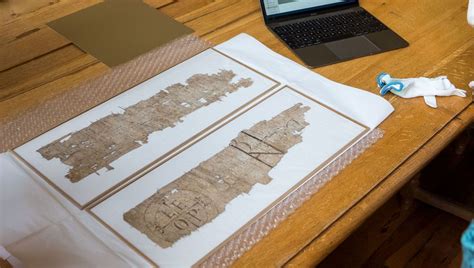 Le Puy en Velay des papyrus rarissimes restaurés et exposés à la