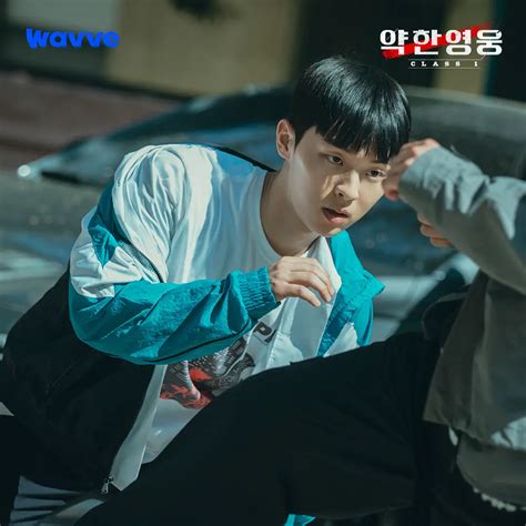 Weak Hero Heralds Choi Hyun Wook As A Fighter Of Justice Kdramadiary