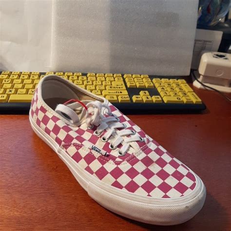 Vans Men Raspberry Sherbet Checkered Color Size 85 P Gem