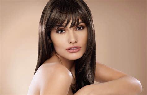 Обои с красивыми и веселыми девушками Спортивные девушки