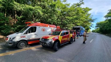 Acidente Entre ônibus E Carreta Deixa Quatro Feridos Na Br 020 Em