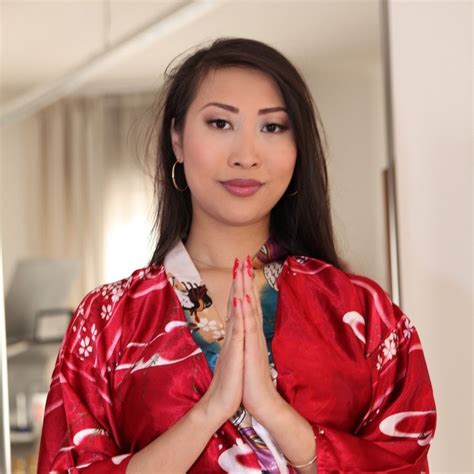 Bella Rolland Youtube