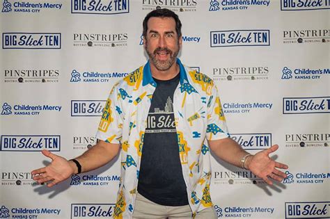 Rob Riggle To Guest Judge On The Masked Singer Feisty Five Episode