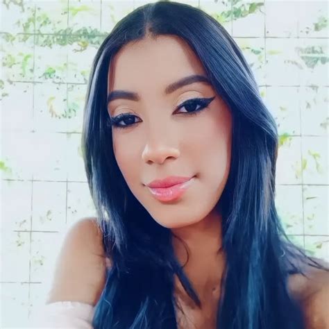 Lara Oliveira Laraoliveira621 • Threads Say More