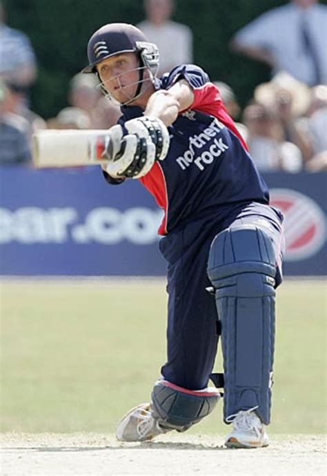 Nick Compton Launches One Through The Covers For A Single