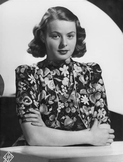 27 Photos Of Ingrid Bergmans Effortlessly Chic Style Through The Years