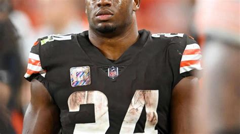 Nick Chubbs Net Worth Height Age And Personal Info Wiki The New