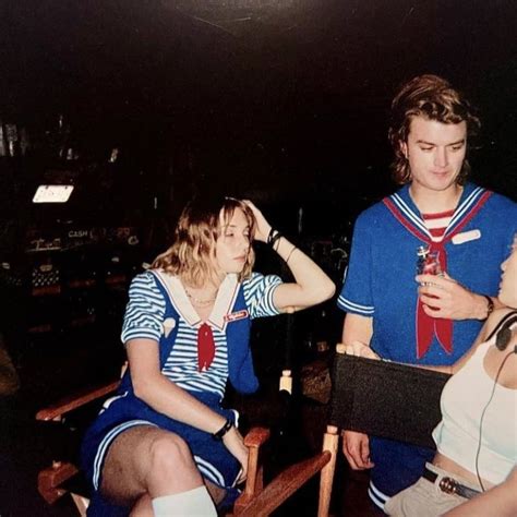 Joe Keery And Maya Hawke Steve Harrington And Robin Buckley Stobin St3