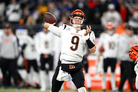 Watch Joe Burrows Td Run That Helped The Bengals Take A Late Lead Vs