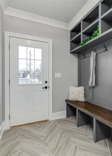 25 Simple And Unique Front Door Entry Tile Ideas