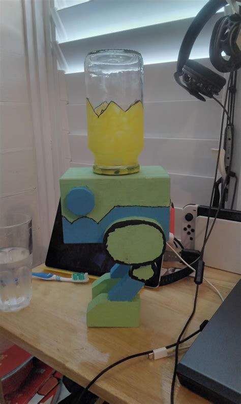 Say Hello To The Goofy Geometry Dash Robot I Made This At School R