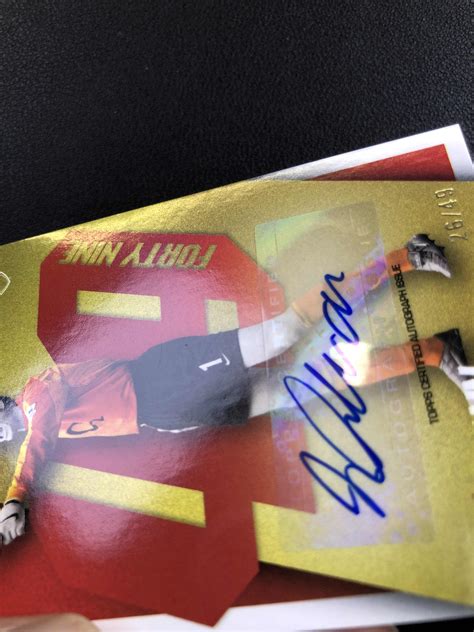 【怒射拍卖 接代卖】拔脚柜子g8 2023 24 Topps Arsenal Team Set 阿森纳队盒 传奇 门将 莱曼 49场不败特卡