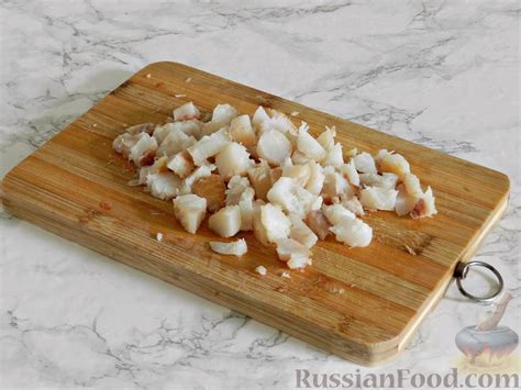 Рецепт Салат из копченого окуня на