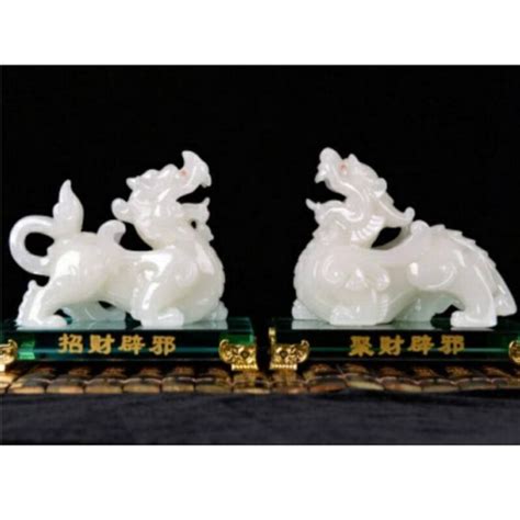 『富貴坊』【已開光】 白招財貔貅一對（特級大號），辦公室、客廳家居、車內擺件，綠玉貔貅，咬錢貔貅，旺財，守財k20 富貴坊 Iopen
