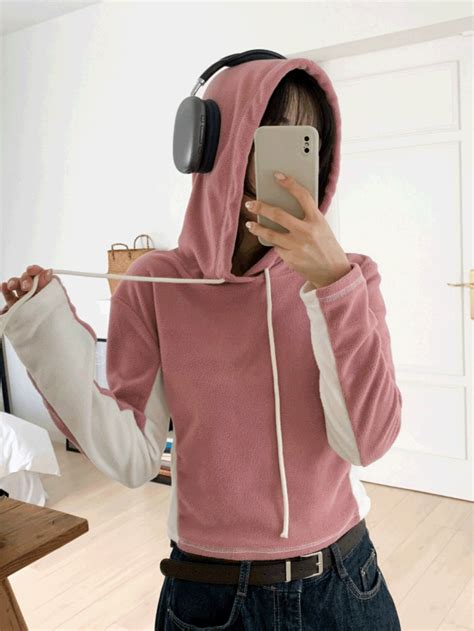 🎀기획 특가🎀 세미크롭 배색 후리스 후드 티셔츠 2color 에이블리