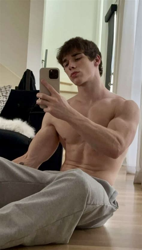 Male Aesthetics On Tumblr