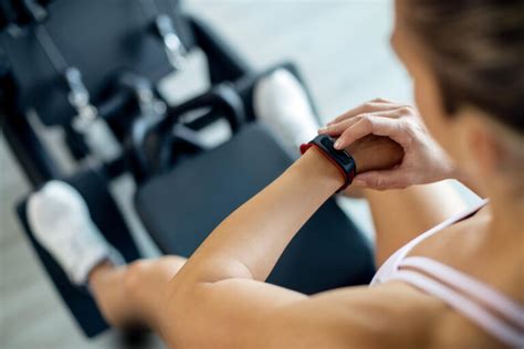 10 Amazing Examples Of Wearable Technology In Healthcare