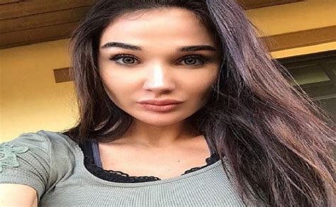 Kristina Basham Dated The Founder Of Scott Adams Inc For Almost A Year