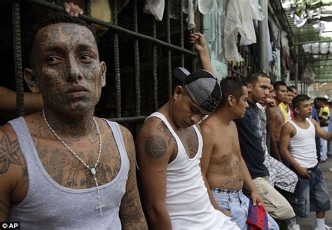 Tiroteo En El Salvador Deja Tres Pandilleros Muertos Y Un Policía
