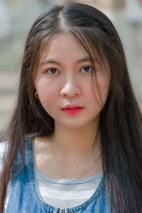 รูปภาพ สาว ร้อนเซ็กซี่ น่ารัก ยิ้ม แนวตั้ง สวย ความงาม มีความ