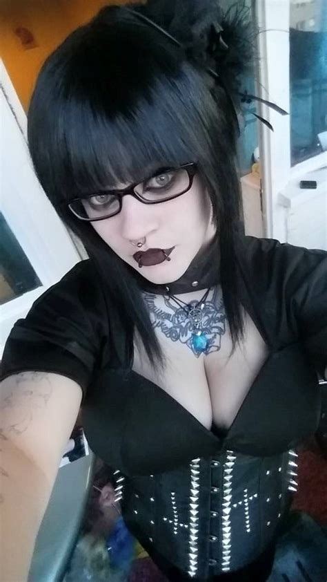 Naked Goth Girls At DuckDuckGo Gothic Girls Gothic Lolita Goth Beauty Dark Beauty Steampunk