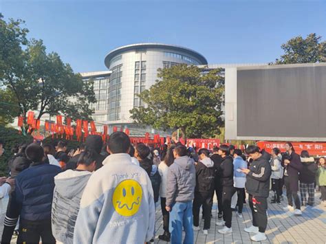 日记内容 常信日记 和谐校园