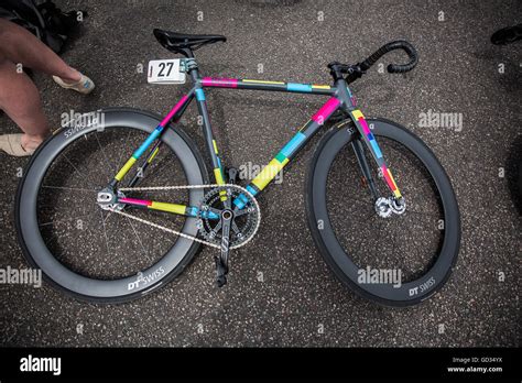 Fixed Gear Bicycle Fixie Single Speed Bike Track Bikes Red Hook Crit
