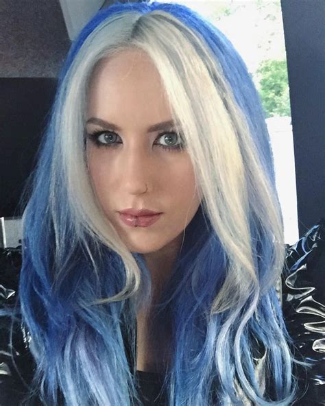 Pin By Wbzys On Alissa White Gluz Alissa White Heavy Metal Girl