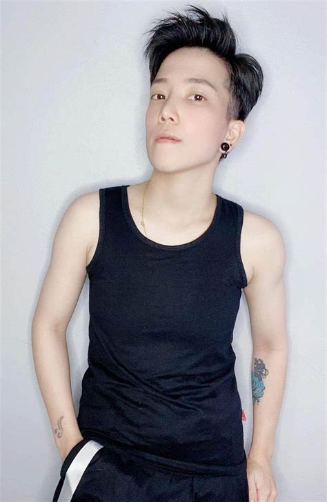 เสื้อกล้ามทอม เสื้อกล้ามทอม Box กางเกงในทอม ชุดว่ายน้ำทอม