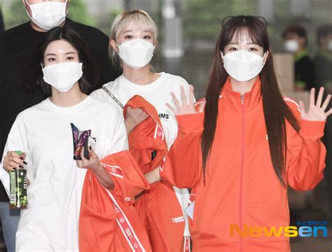 아이즈원 아육대 배그팀 보도 사진 카트 팀 출근샷 Mlbpark