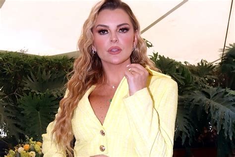 Marjorie de Sousa impacta fotos en traje de baño