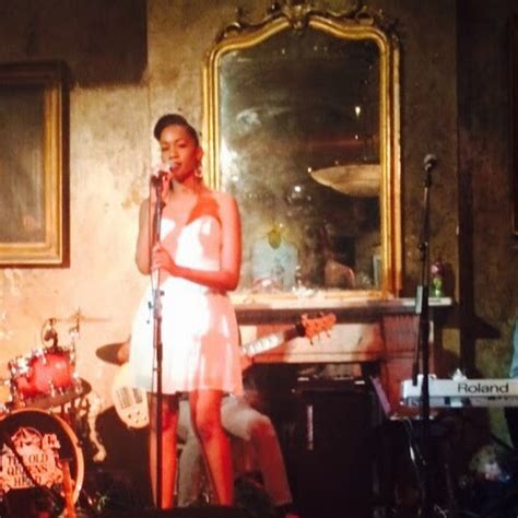 Aidro Lktx4szui2da4ovxatvfycatzp1rzm6lmmdwoxqezgjxg S900 C K