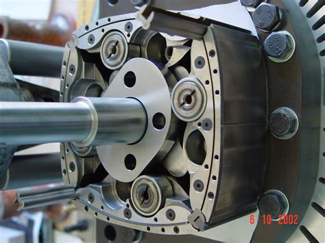 New Four Chamber Rotary Engine Could Supplant Wankel And Piston Engines