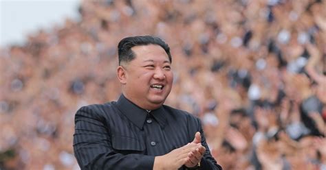 김정은 푸틴에 러시아 전승절 축전 위대한 승리