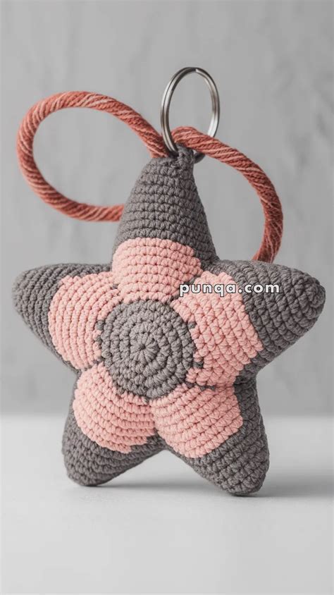 Amigurumi Star Keychain Free Crochet Pattern