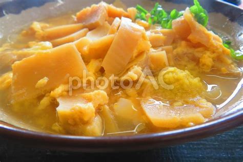さぬきうどんのタケノコ卵とじうどん No 23021042｜写真素材なら「写真ac」無料（フリー）ダウンロードok