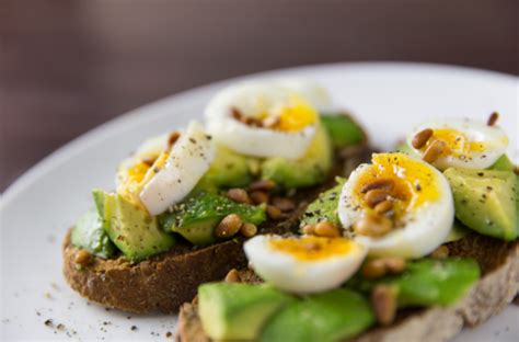 Insalata Di Avocado E Uova Cucinare Facile